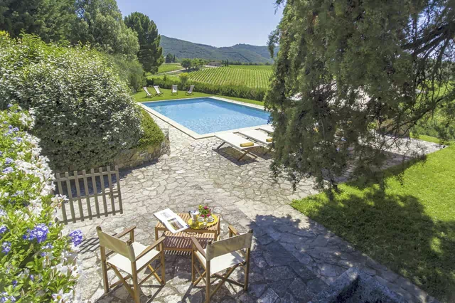Découvrez cette belle villa de campagne à Sienne